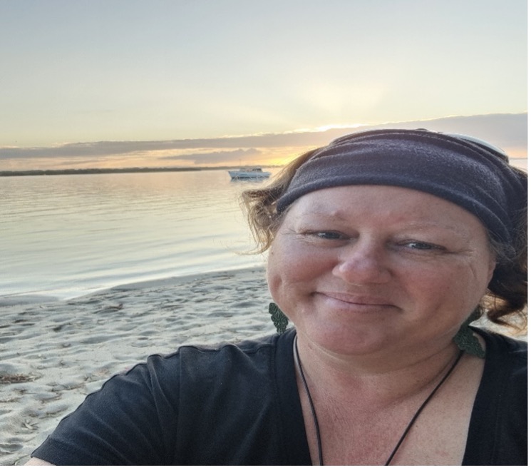 Ange Strong at Treecreate Studio – Treecreate